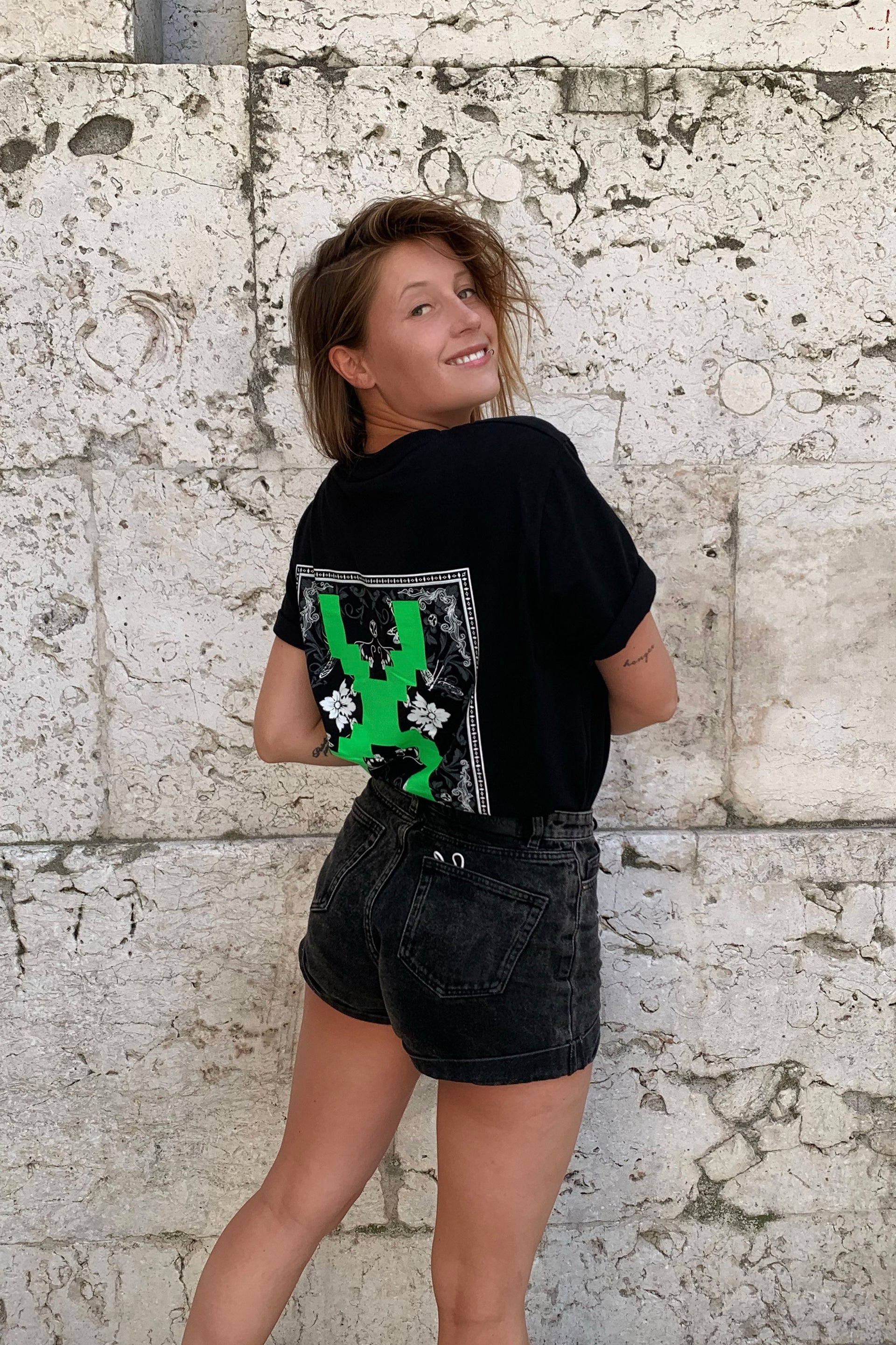 TOMORROWLAND x KNTXT – Tomorrowland Store